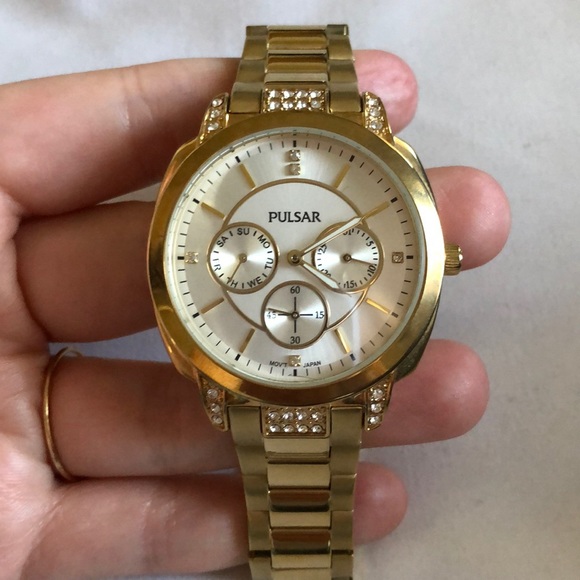 Pulsar | Accessories | Pulsar Gold Watch | Poshmark